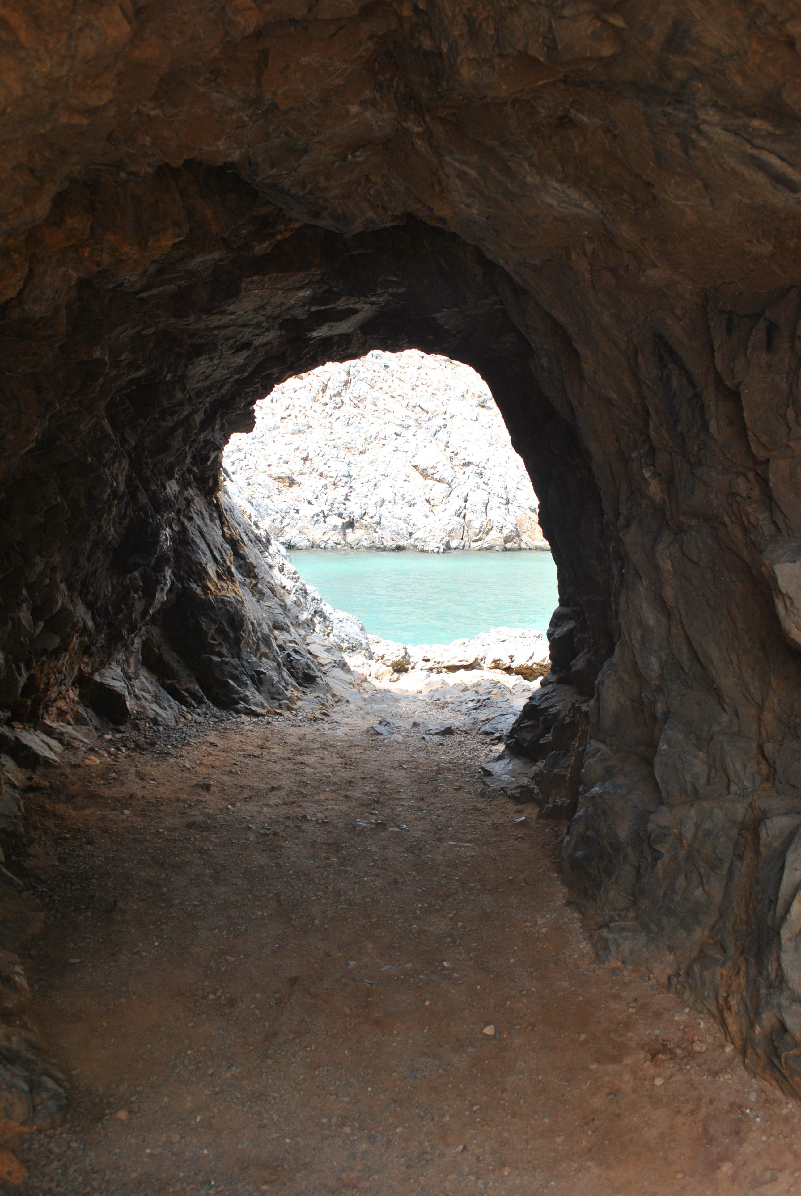 Through the arch to the Secret Beach | TripFiction